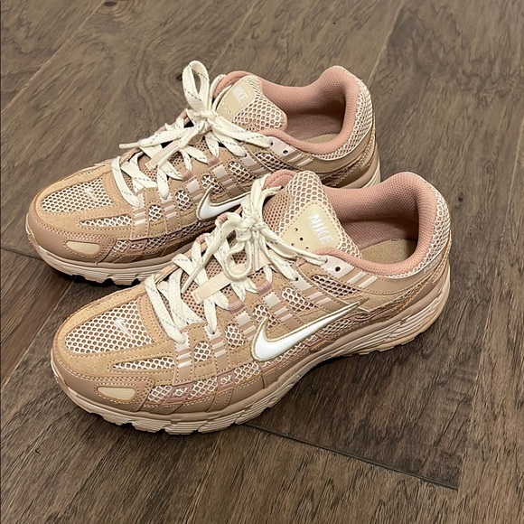 Nike | Shoes | Nike Tan Sneakers With Chunky Sole And Mesh Upper | Poshmark